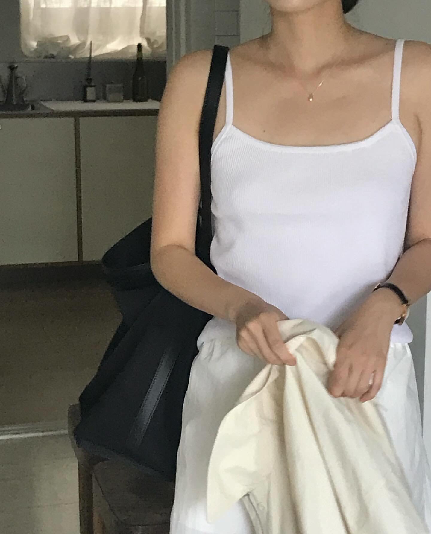 Tops – Page 2 – LEDAY