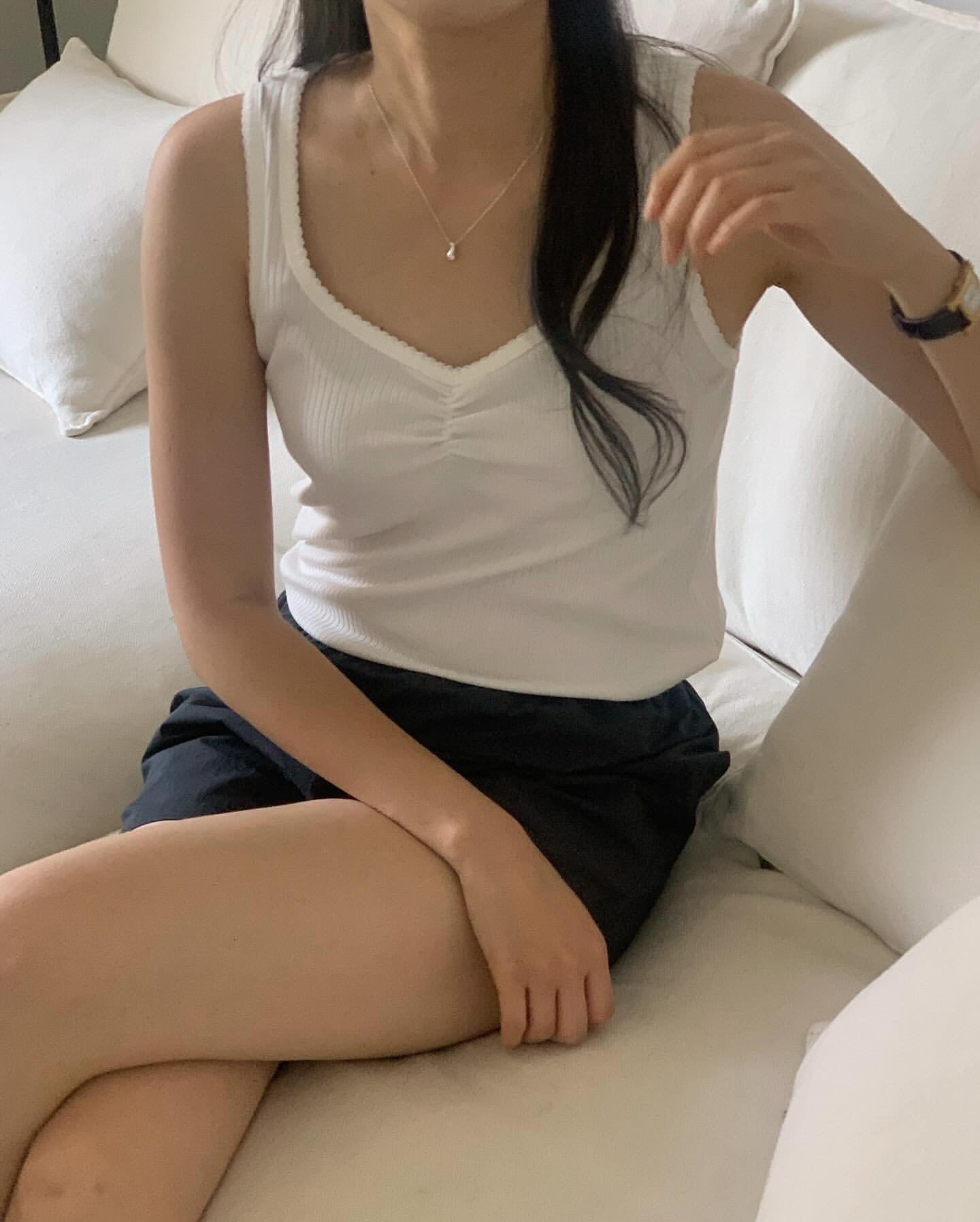 Tops – Page 2 – LEDAY